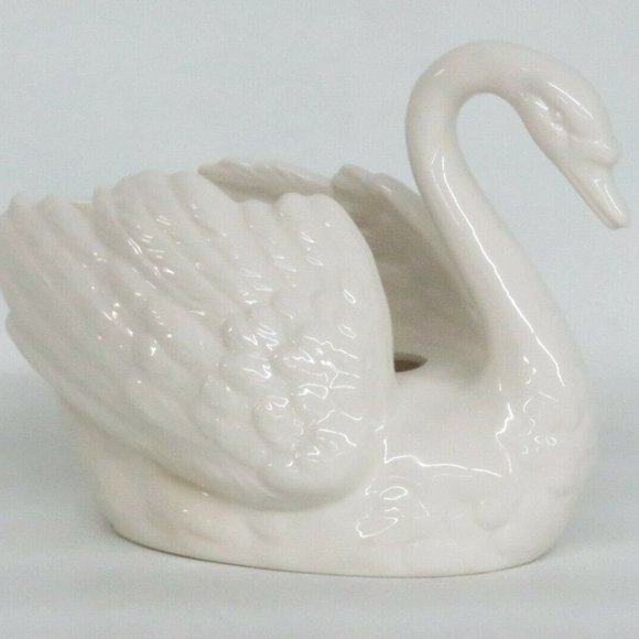 Goebel | Accents | Vintage Goebel Swan Figurine From W Germany | Poshmark